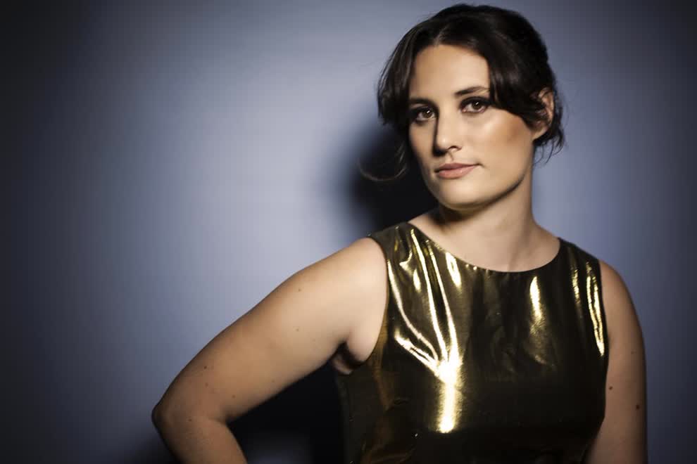 Why Alison Avron Made A Record Her Mum Would Be Proud Of | theMusic.com ...