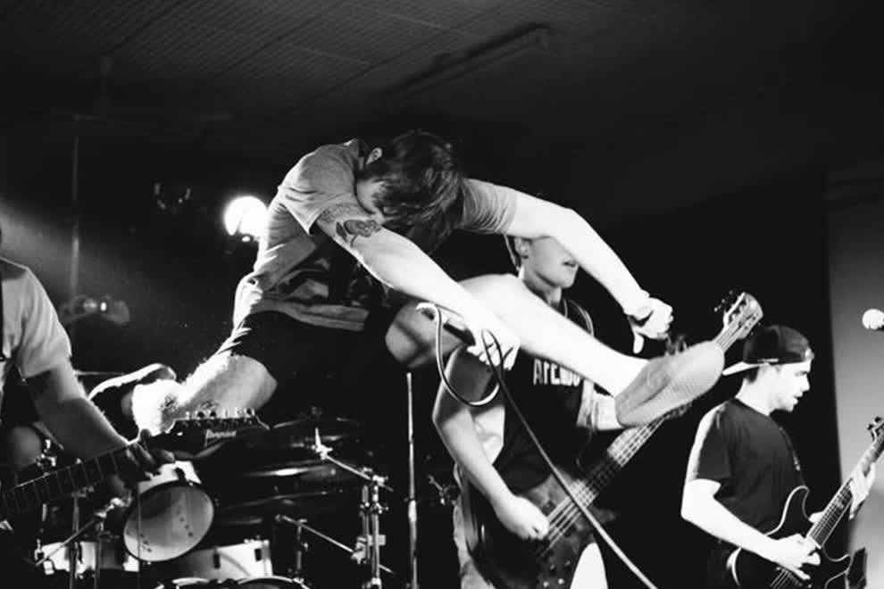 Aveira Skies Unveil New Single 'Utopia | theMusic.com.au | Australian ...