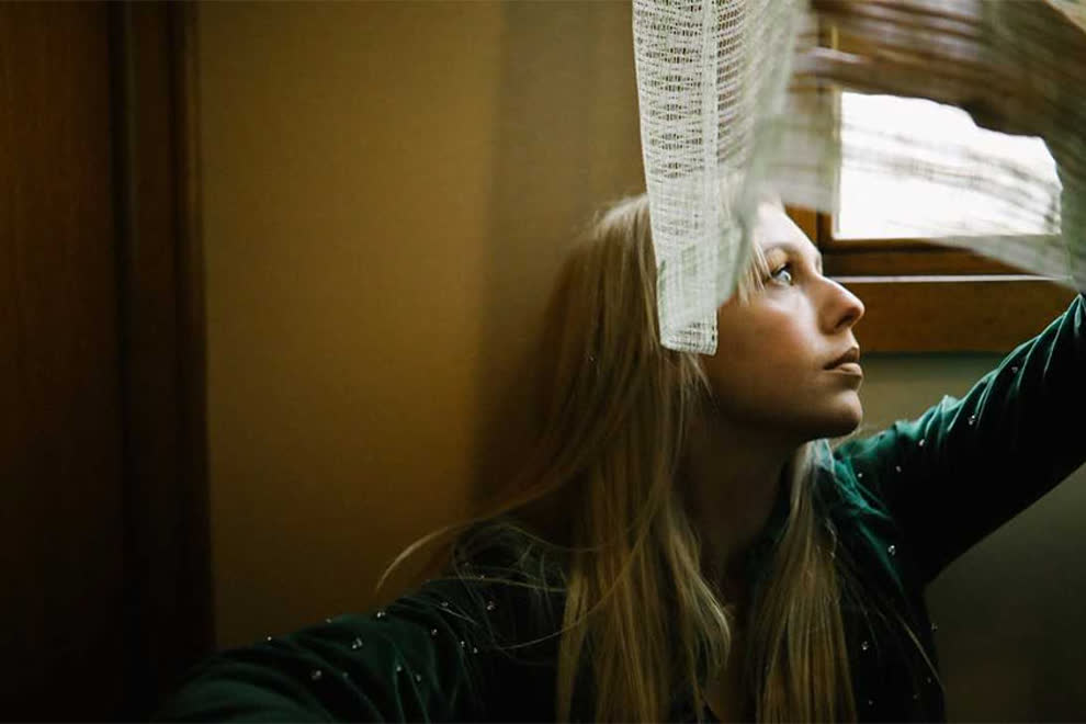 Ballarat Singer-Songwriter Freya Josephine Hollick Signs With Premier ...