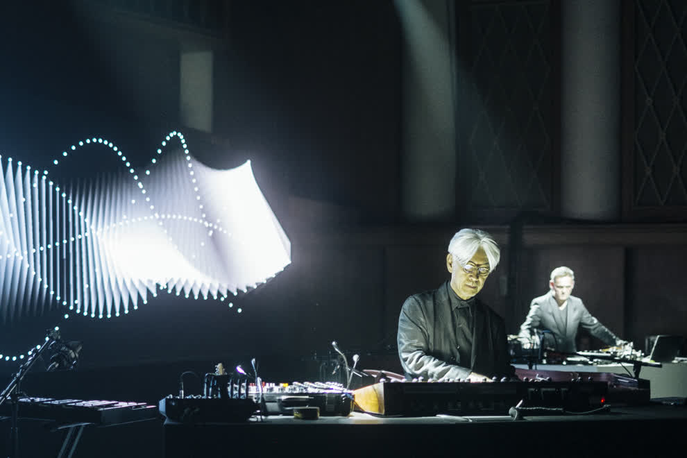 Live Review: Alva Noto & Ryuichi Sakamoto | theMusic.com.au | Australian music news, gig guide ...