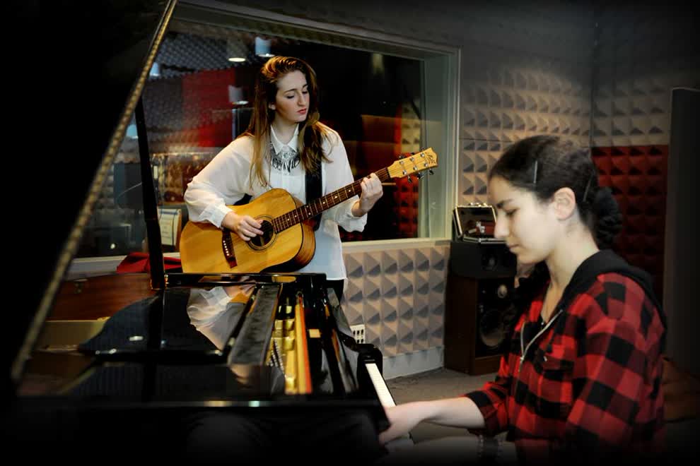 Education Focus: Melbourne Polytechnic - School Of Creative Arts ...