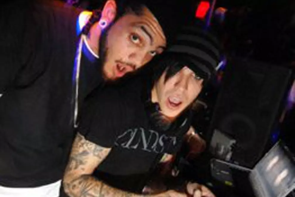 Pete Wentz Asks Travis McCoy To Be Godfather | The Music